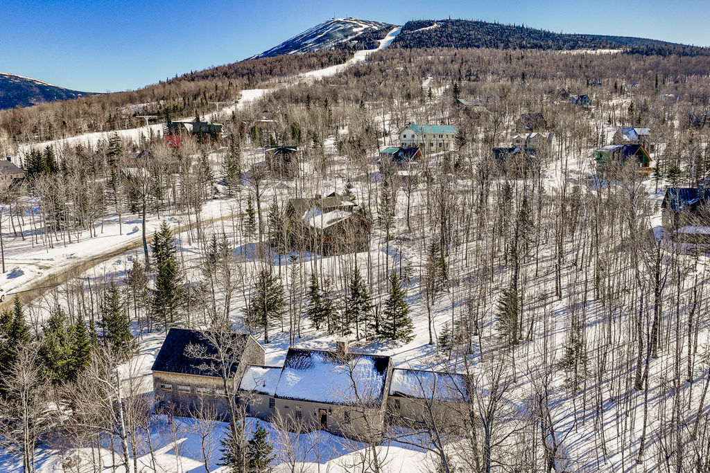 6006 Kennebec Circle - Mountainside Real Estate