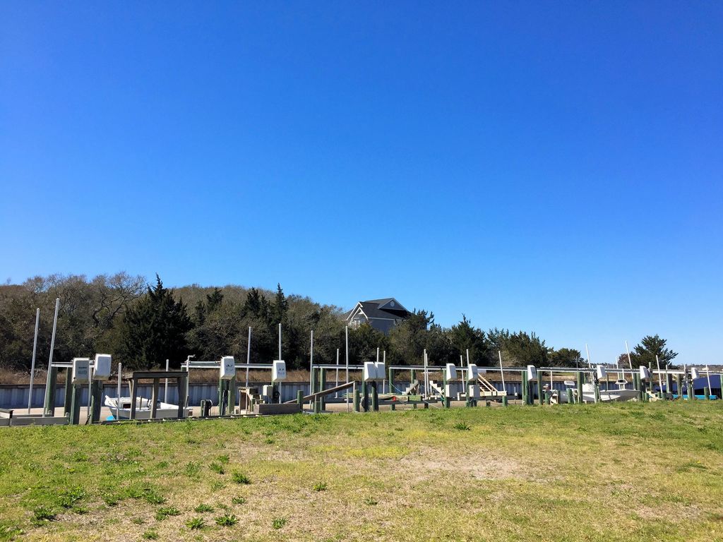 Topsail Beach Village - Marina - The Cameron Team
