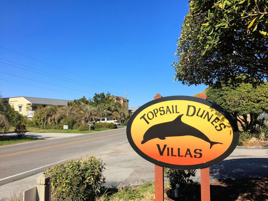 Topsail Dunes - Entrance Sign - The Cameron Team