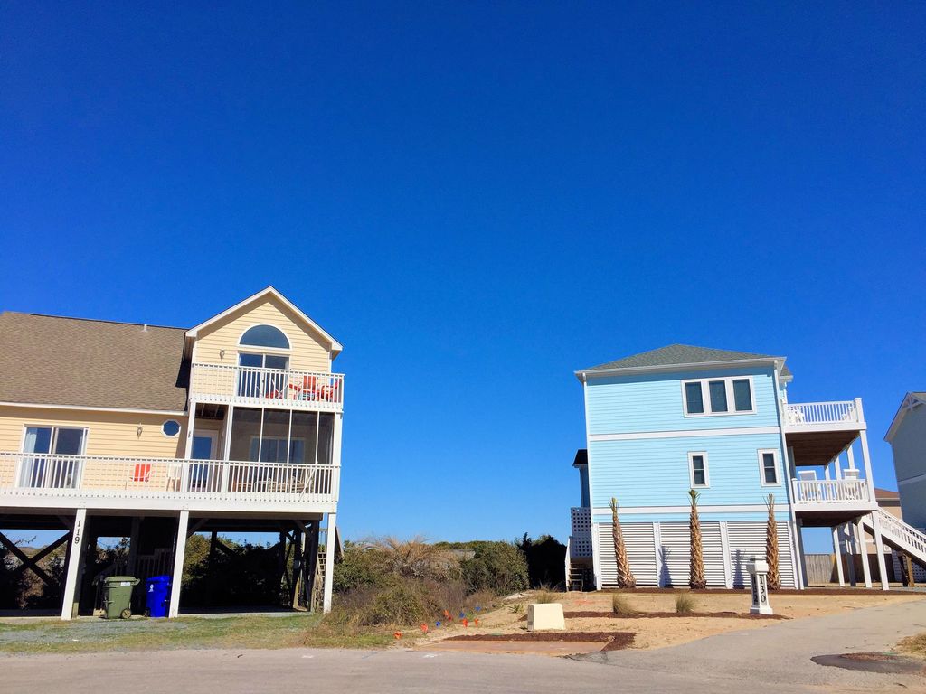 The Village of Stump Sound - Example Home - The Cameron Team