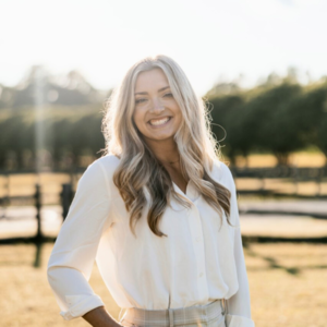 Cari Lacey | The Mike Chenault Group