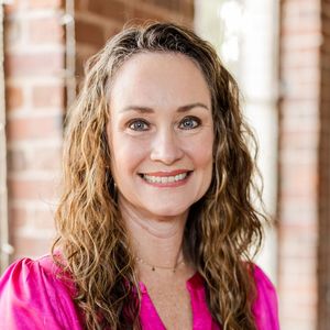 Andrea Fox - ezellehines.com